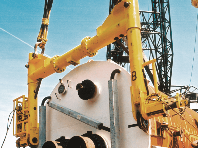 Suction Pile Lifting Frame - IQIP